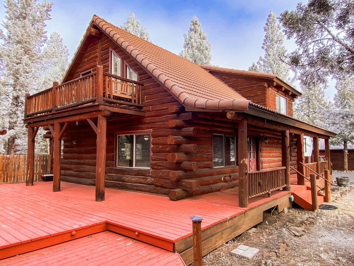 Beautiful Custom Log Home In Squaw Creek Canyon... Apartments Sisters, OR