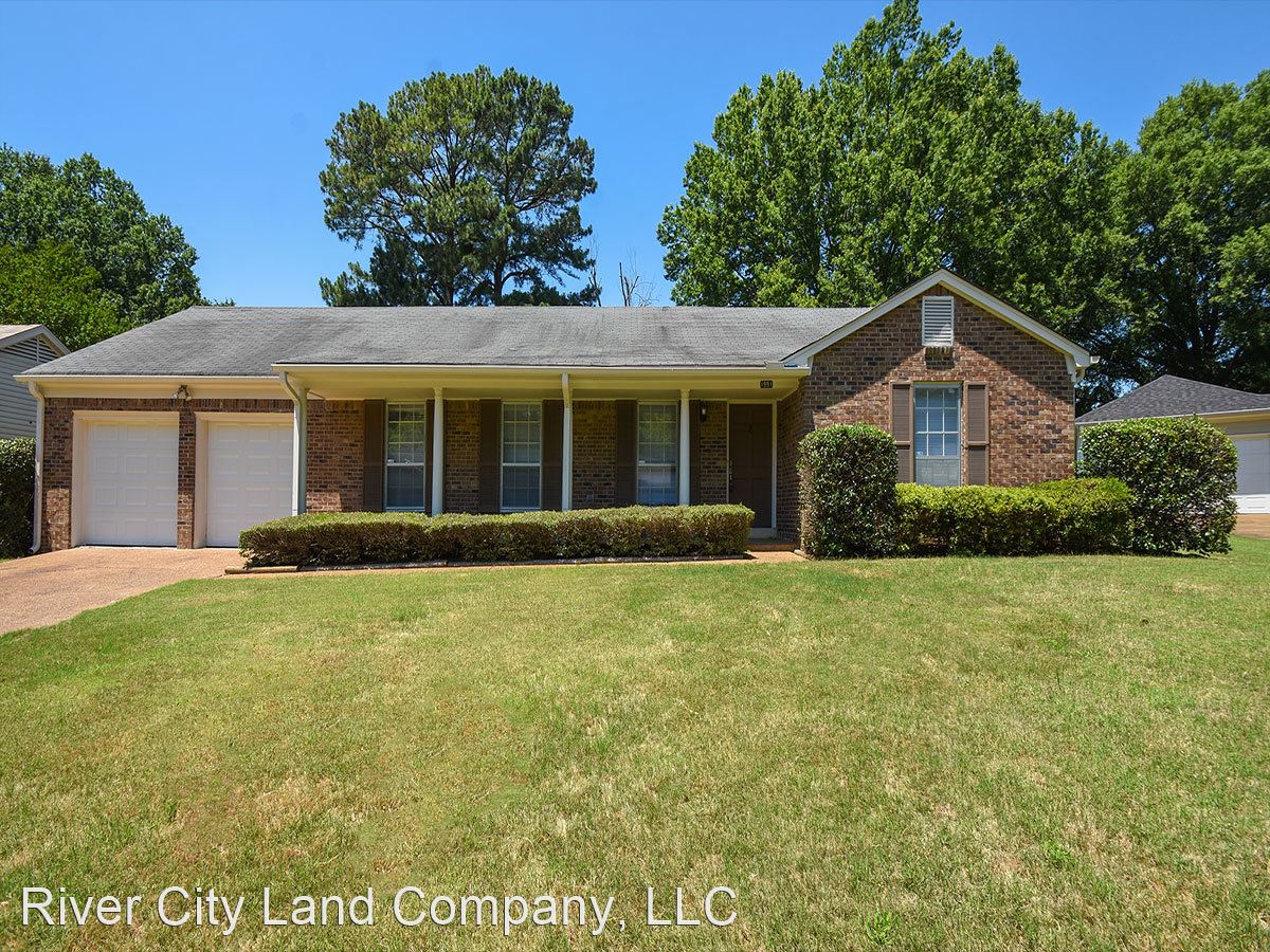 3 Bedrooms, 2 Bathrooms Near Bartlett Blvd &... Apartments Memphis, TN