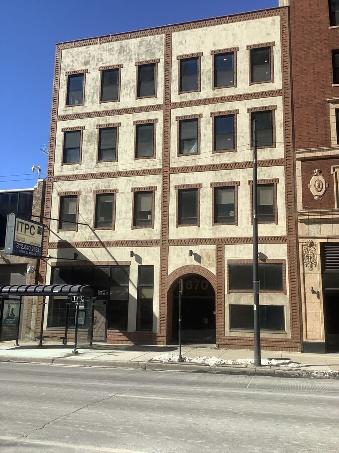 Just Rehabbed River North One Bedroom Apartments Chicago, IL