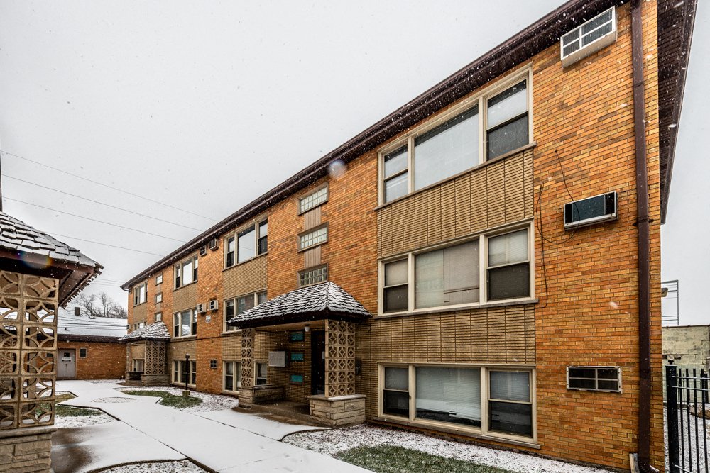 304 East 147th Street Apartments - 304 E 147Th St Harvey, IL