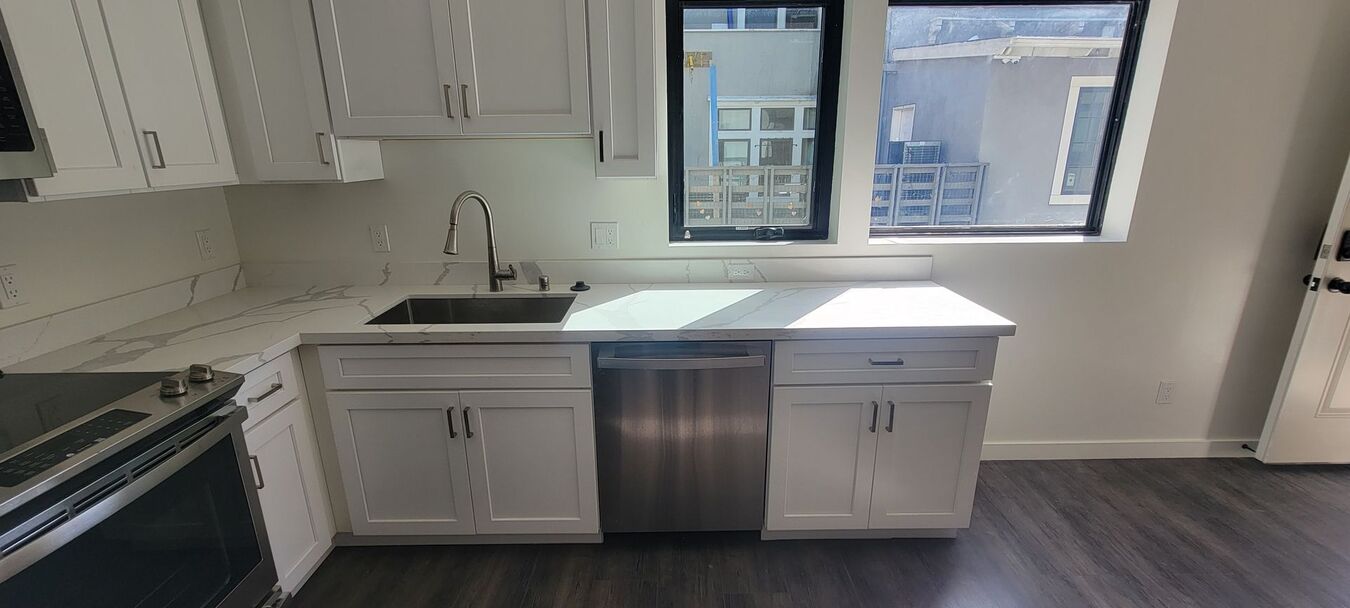 Double Bed Unit - Right Corner-newly Renovated... Apartments Berkeley, CA