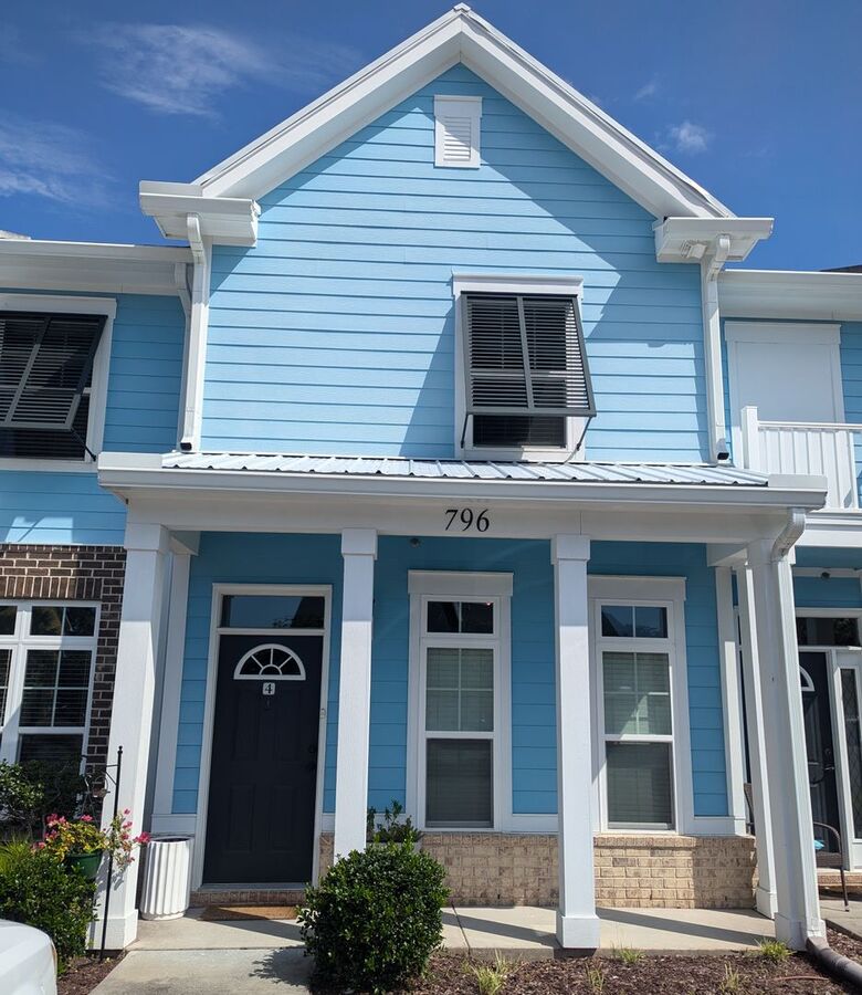 Market Common - The Sail House Apartments Myrtle Beach, SC