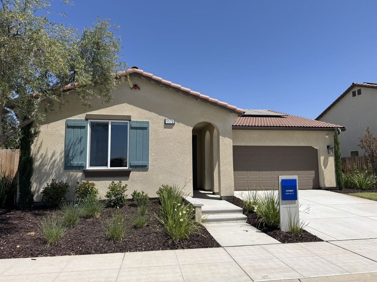 Brand New Former Model Home In Riverstone Apartments Madera, CA