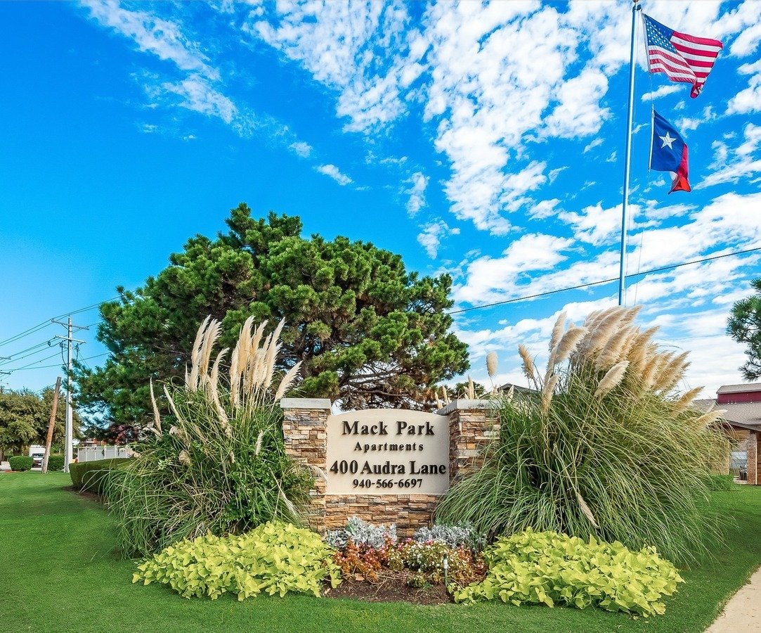 Mack Park Apartments - 400 Audra Lane Denton, TX | Rentable