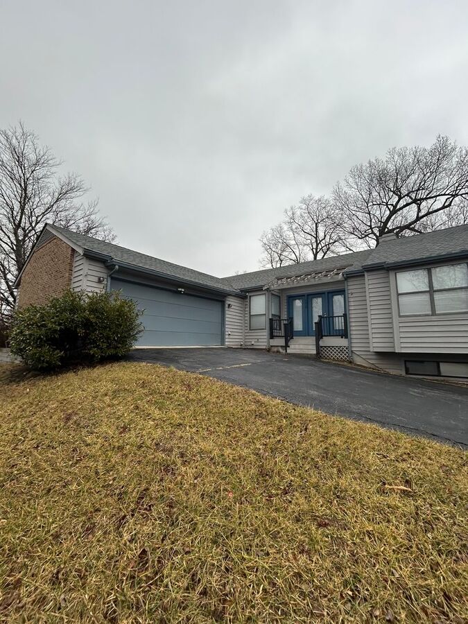 3 Bedroom Apartment - 1928 Mcvitty Rd Salem, VA | Rentable