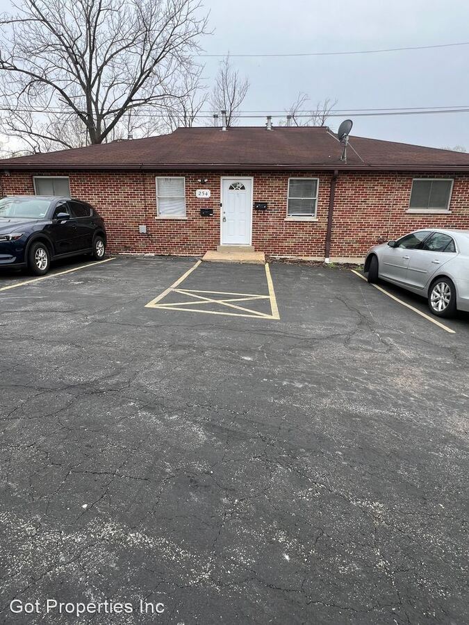 254 256 Chambers Rd St Louis, MO Apartment for Rent
