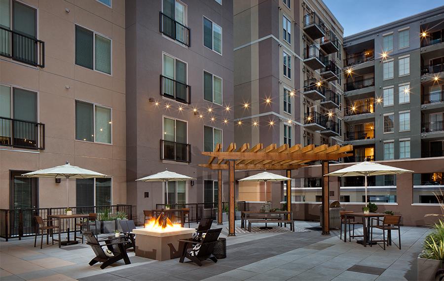 The Battery on Blake Street Apartments Denver, CO | Rentable