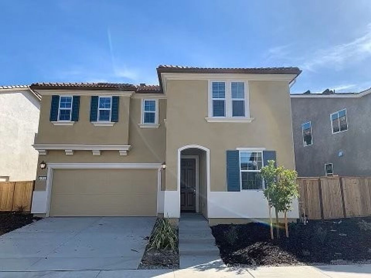 Five Bedroom Home In Natomas With Solar Apartments Sacramento, CA