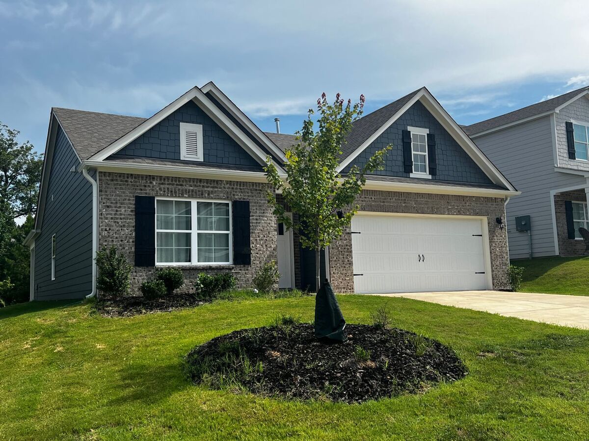 Chelsea Park's Built 2022 One Level 4 Bedrooms 2... Apartments Chelsea, AL