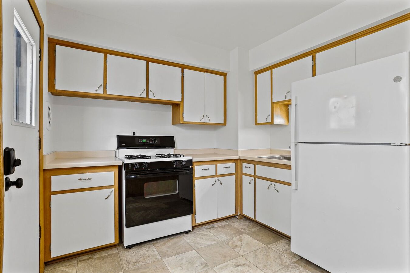 Rock River Apartments - 1424 E Main St Watertown, WI