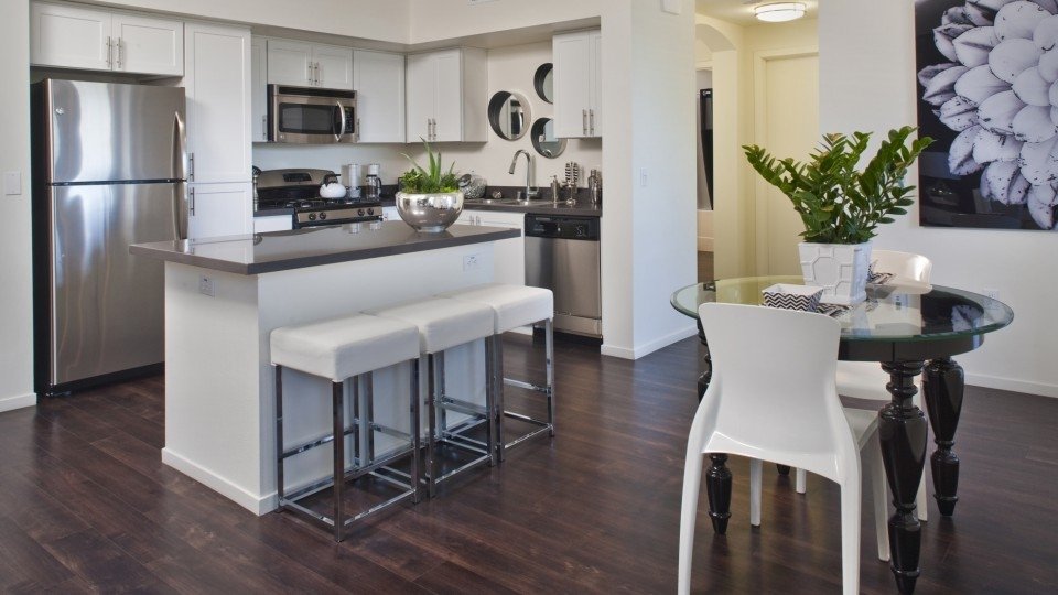 Artisan at Main Street Metro Apartments Corona, CA | Rentable