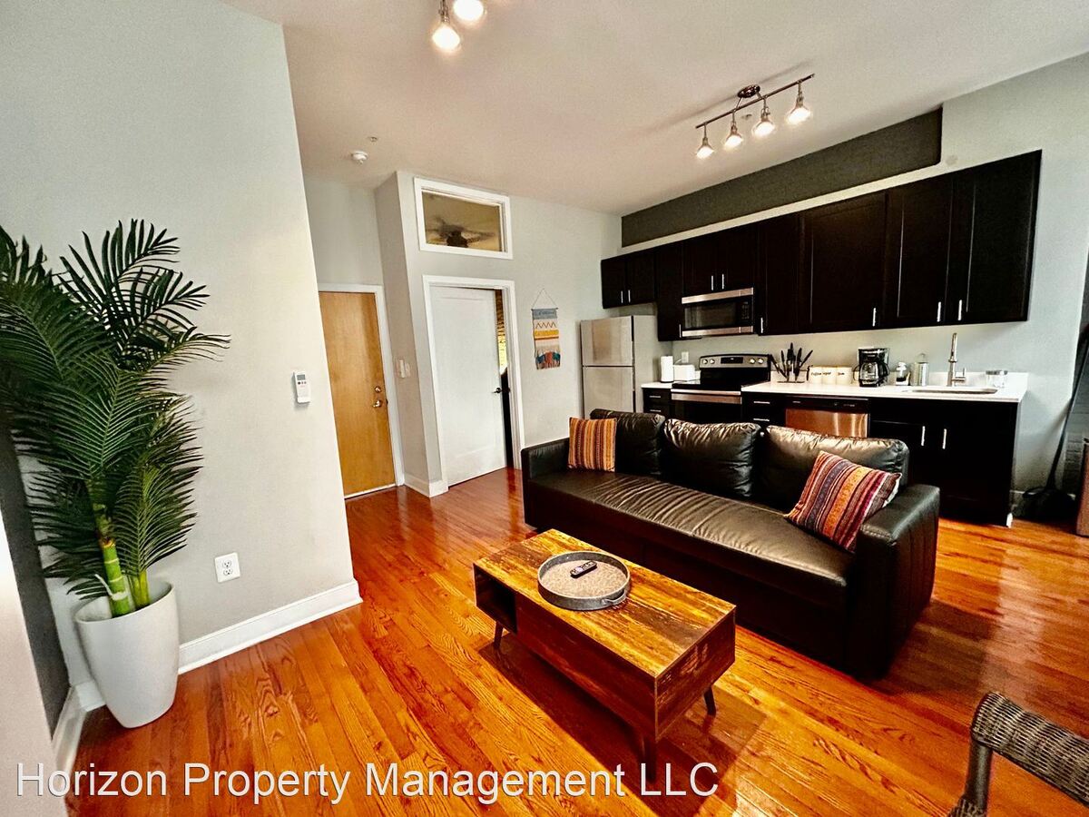 21 South Calvert Street Apartments Baltimore, MD | Rentable