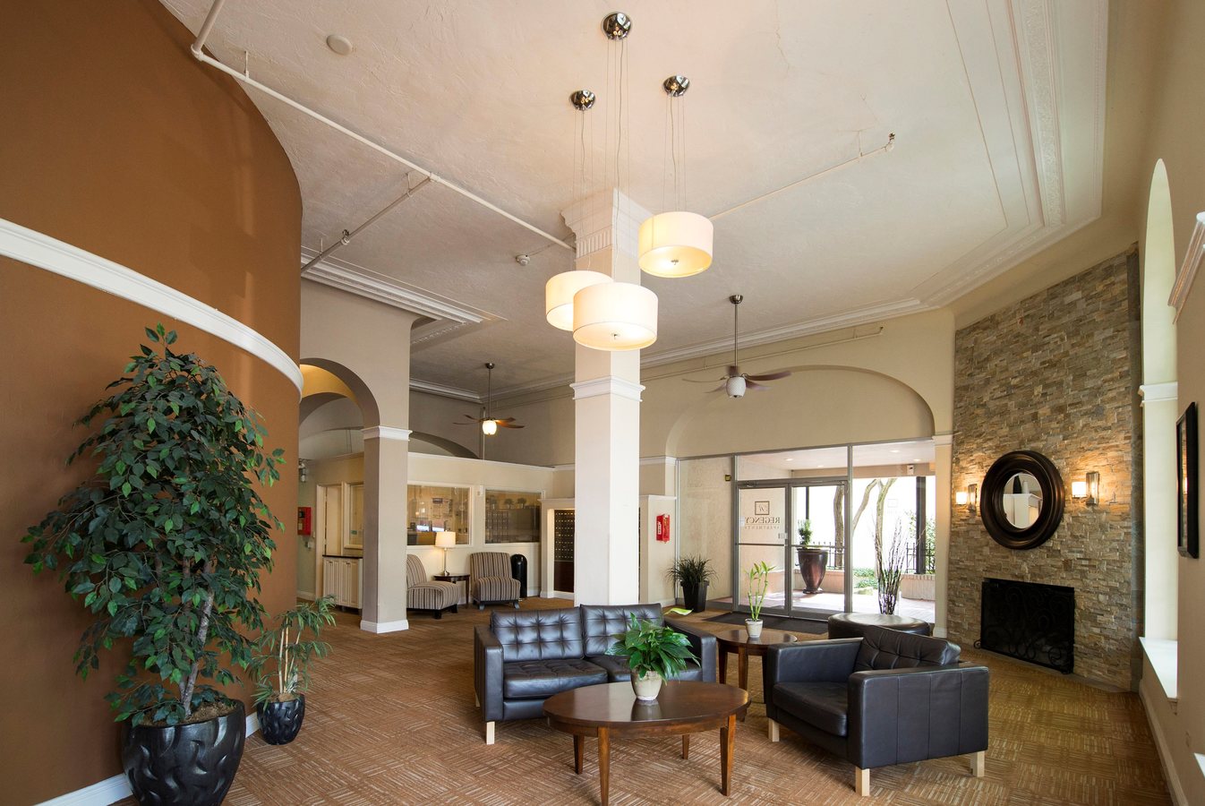 Regency Apartments - 1410 Sw Broadway Portland, OR | Rentable