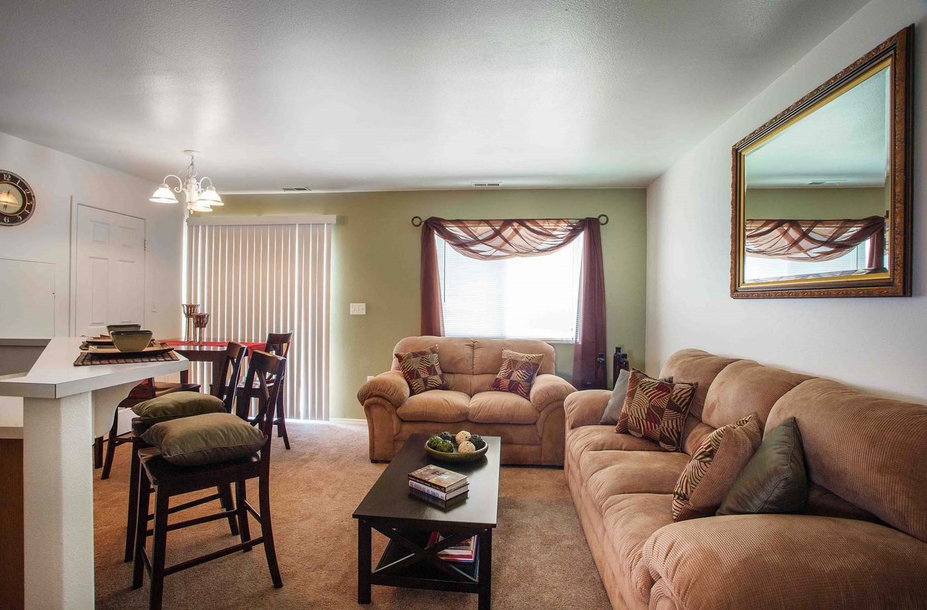 Oakstone Apartments - 1550 South 1000 East Clearfield, UT