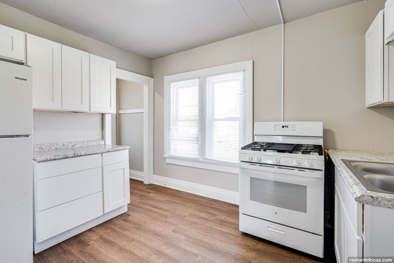 318 N Oneida St Appleton, WI Apartment for Rent | Rentable