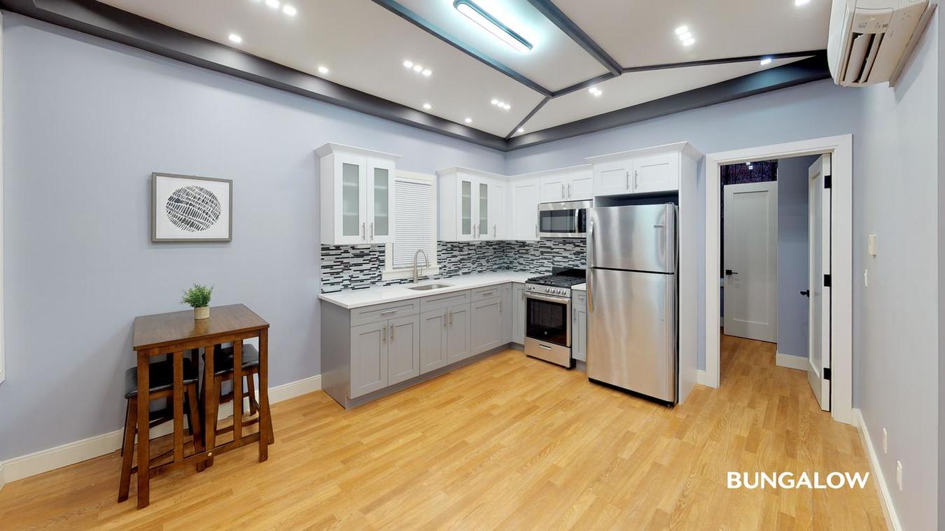 Private Bedroom in Updated Bushwick Apartment... Brooklyn, NY