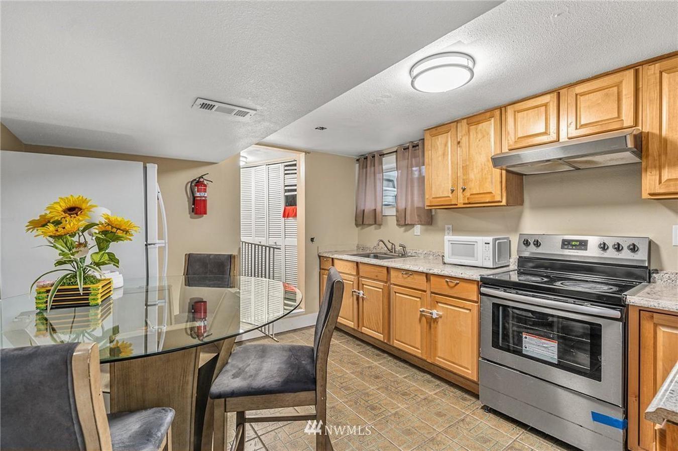 3219 S Graham St Seattle, WA House for Rent | Rentable