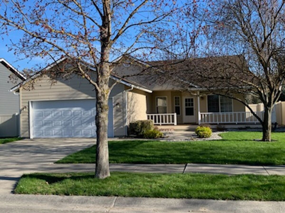 Beautiful Home In Coeur D Alene Place Apartments Cda, ID