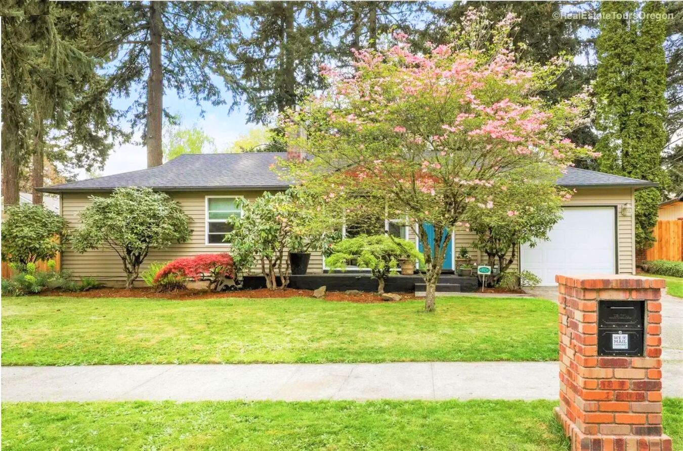 Powellhurst-gilbert Updated Ranch Home With... Apartments Portland, OR