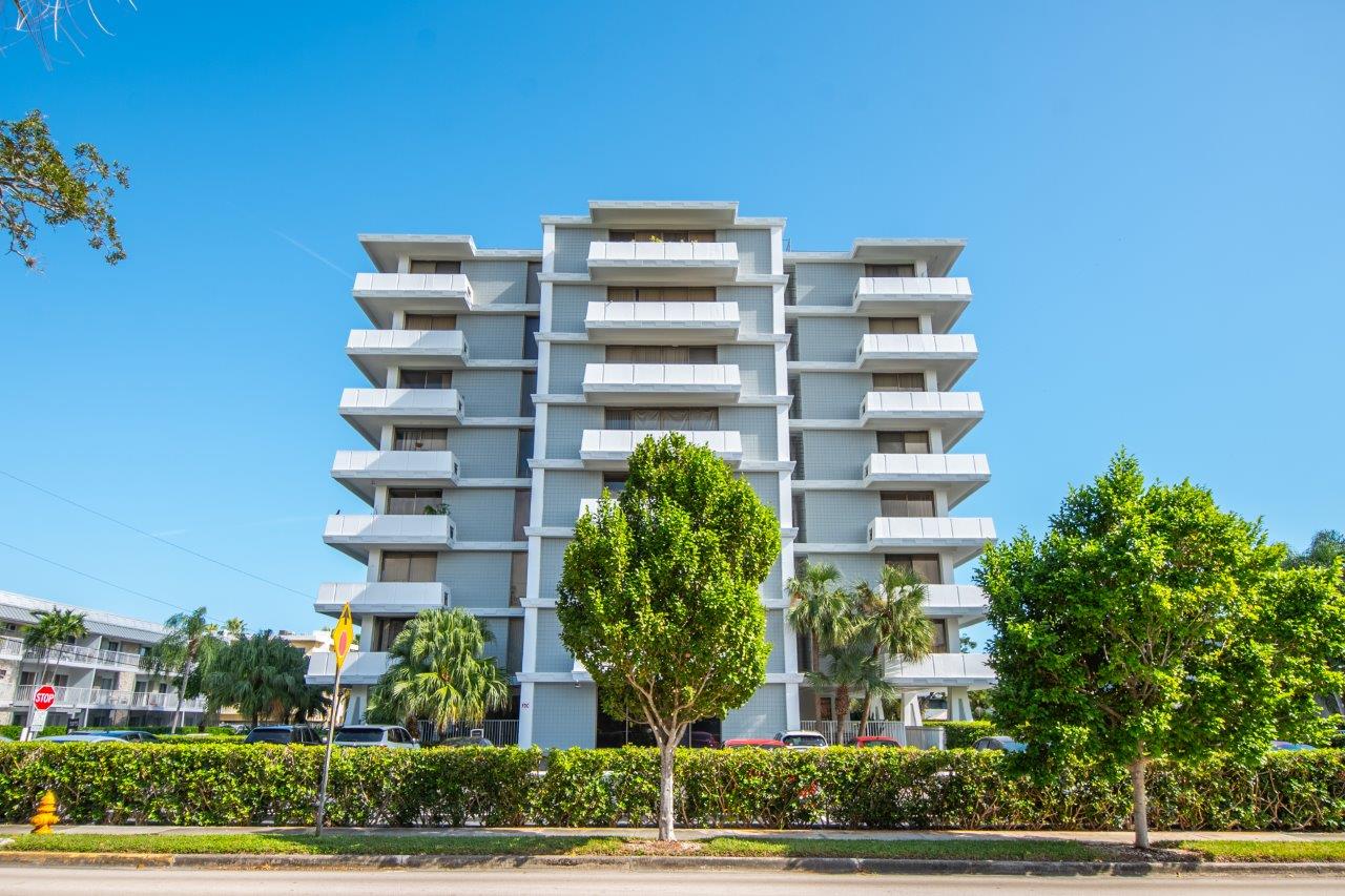 Legacy at South Miami Apartments Miami, FL | Rentable